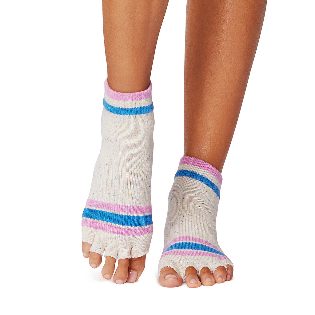 TAVI Grip Half Toe Ankle Socks – Elevate Athleisure