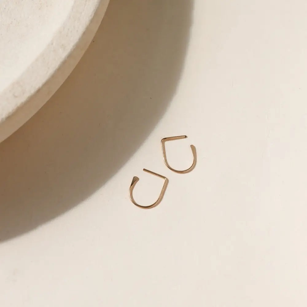 Token Trace Hoops – Elevate Athleisure